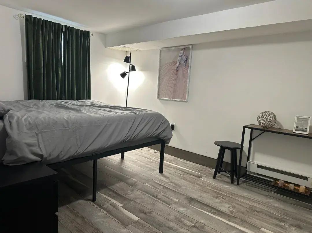 Quincy Master Room With Private Entrance - Quincy, MA