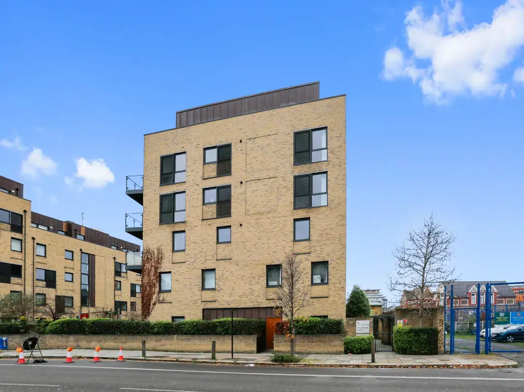 Hybrid Resi - Greenwich - Central London
