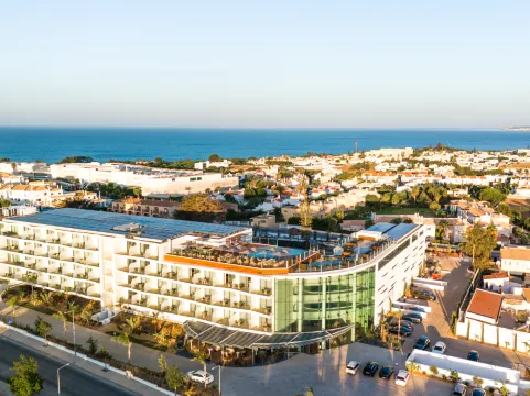 Castelo Suites Hotel - Guia