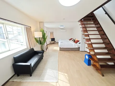 Ying Lu Xing She - Osaka