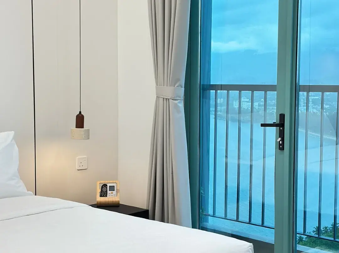 Deluxe 1br/ Seaview And Mountain View With Balcony - Kota Kinabalu