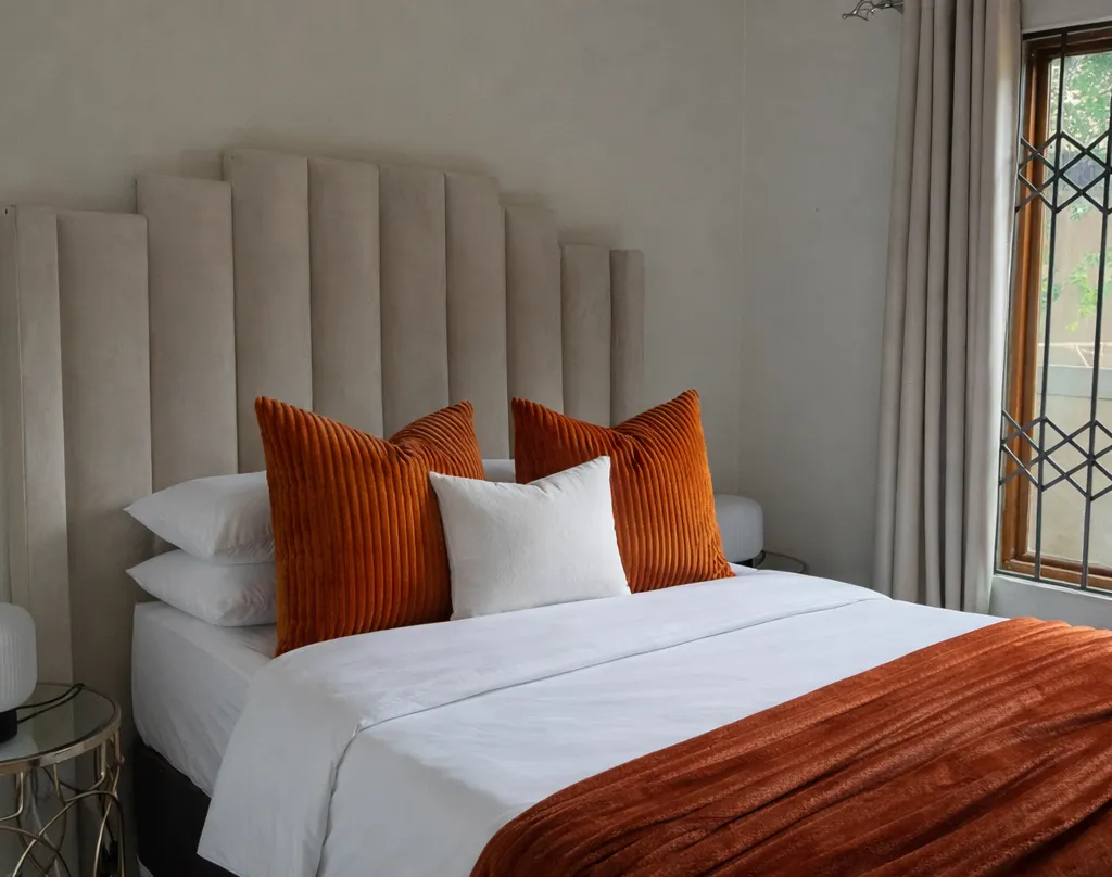 Elegant Midrand Retreat | Pool & Outdoor Dining - Midrand