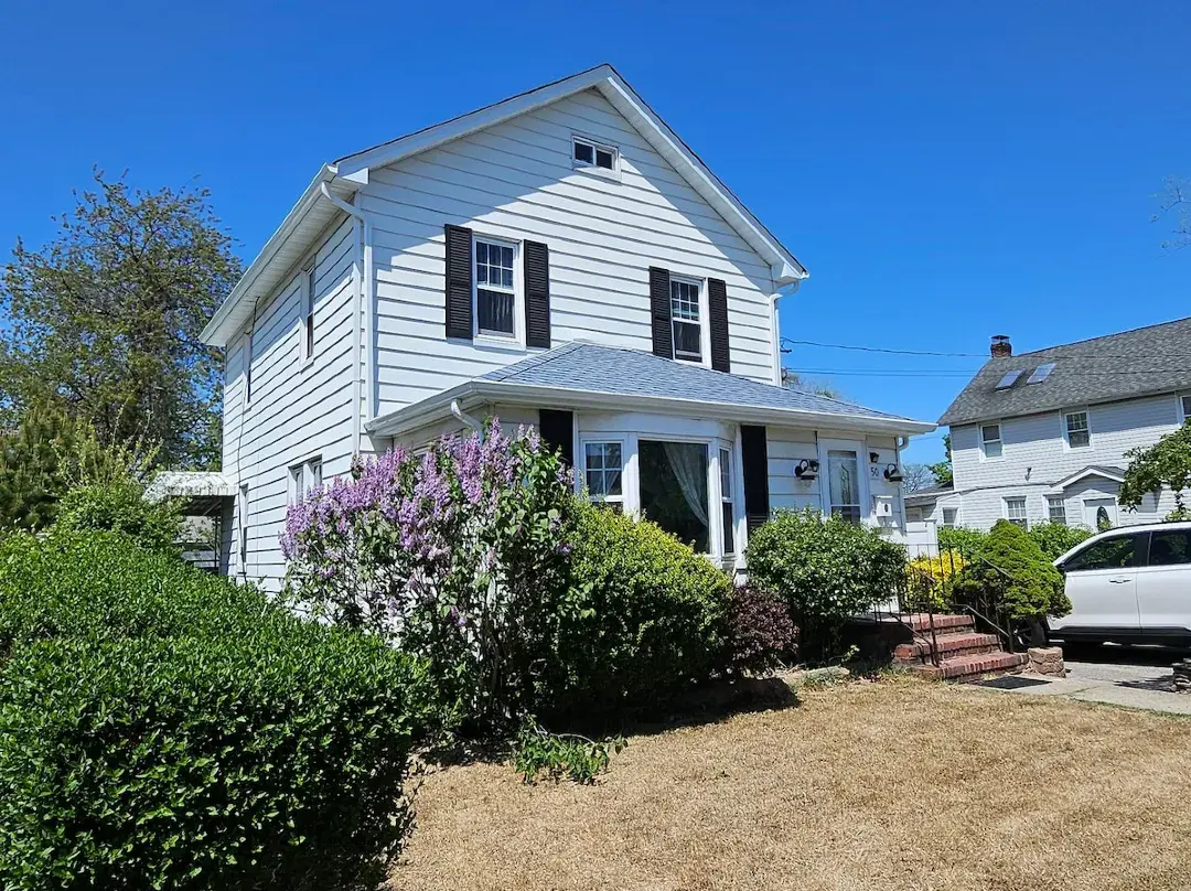 Hicksville Entire Home • 40 Min Train To Manhattan - Long Island, NY