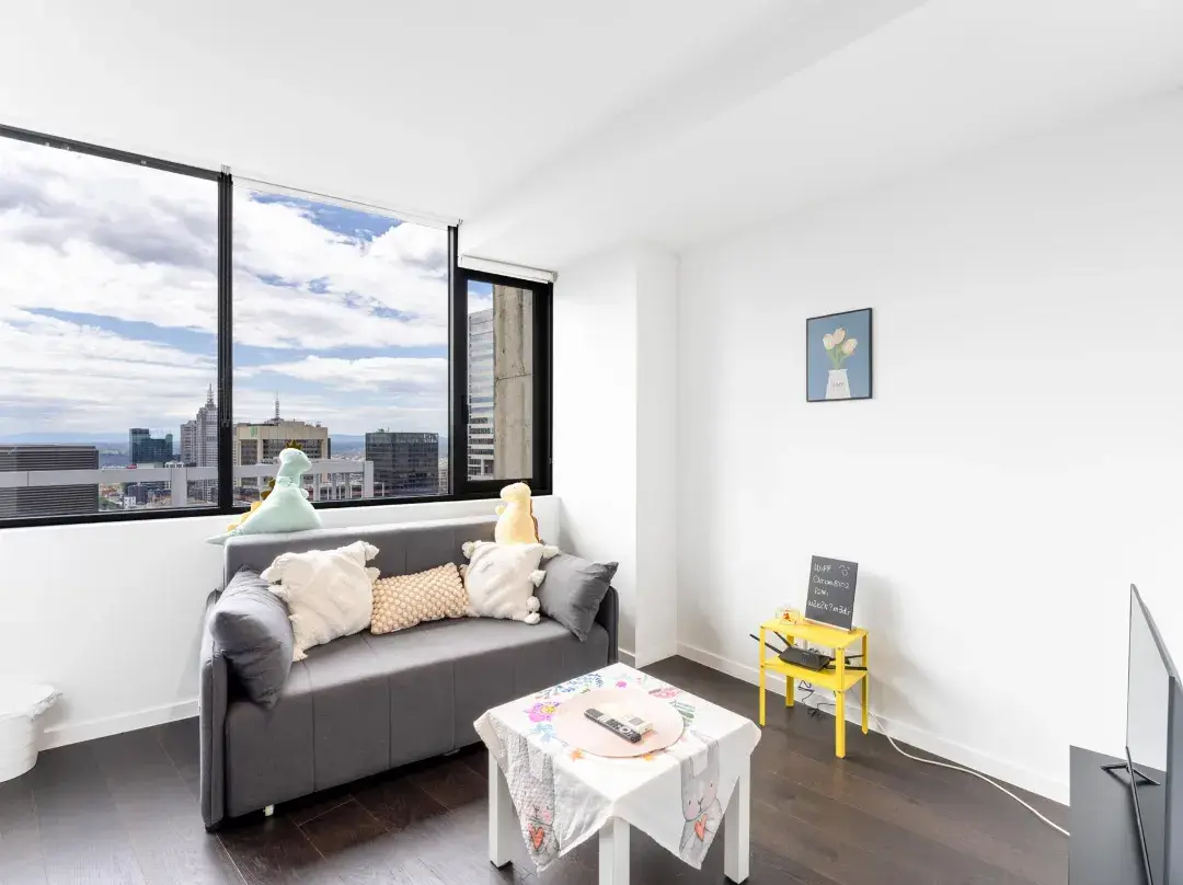 Perfect City Base - Southerncross Skybus/free Tram - Melbourne