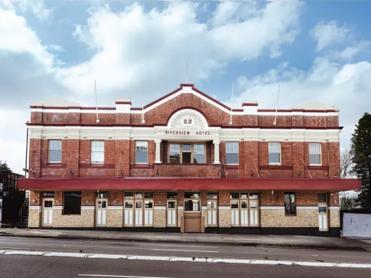 Riverview Hotel Tempe - Sydney