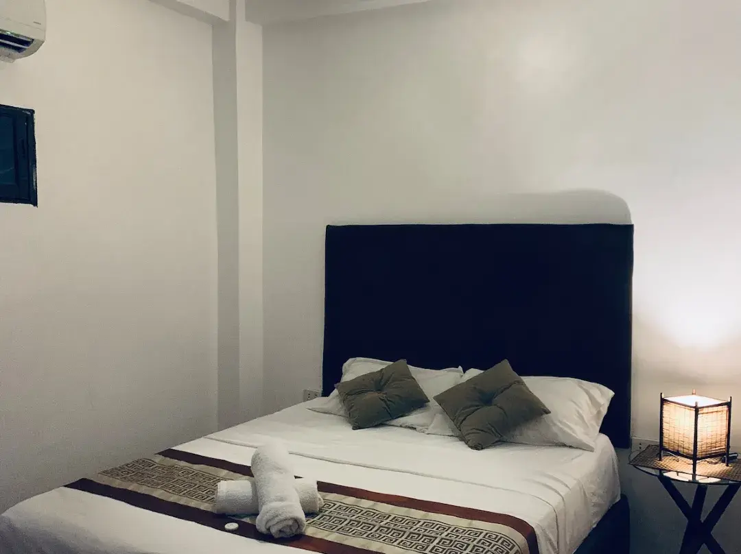 Room 203 Studiotype Apt In Hensonville Near Sm/clark - Angeles