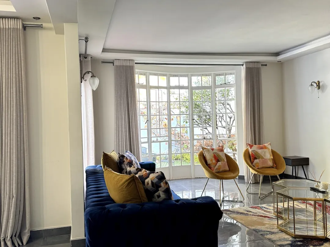 Luxurious Messe Luxe 4-bed Apartment Cbd - Harare