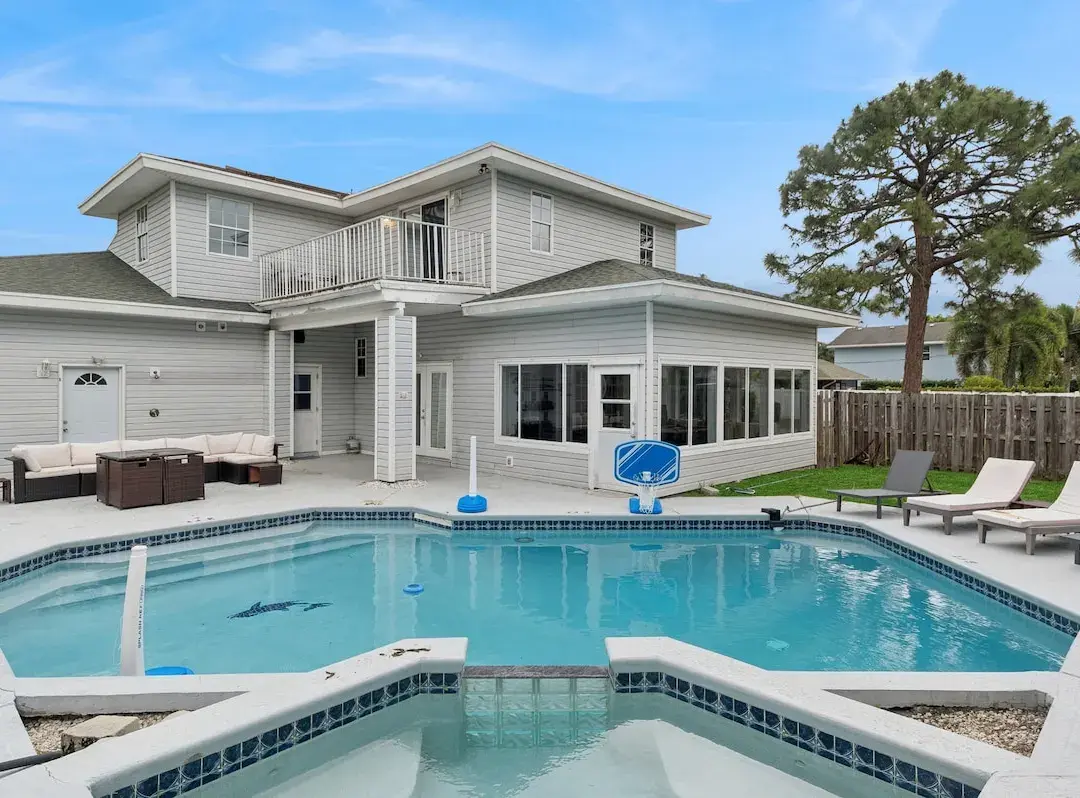5-bed Home With Pool & Mini Golf In Boynton Beach - Boynton Beach, FL