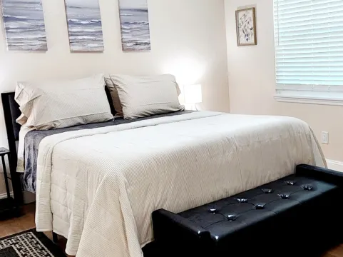 Toria Suites 922 - Lakeland, FL