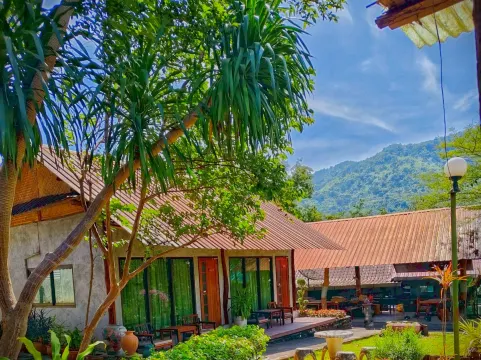 Phakphing Erawan Homestay - Kanchanaburi