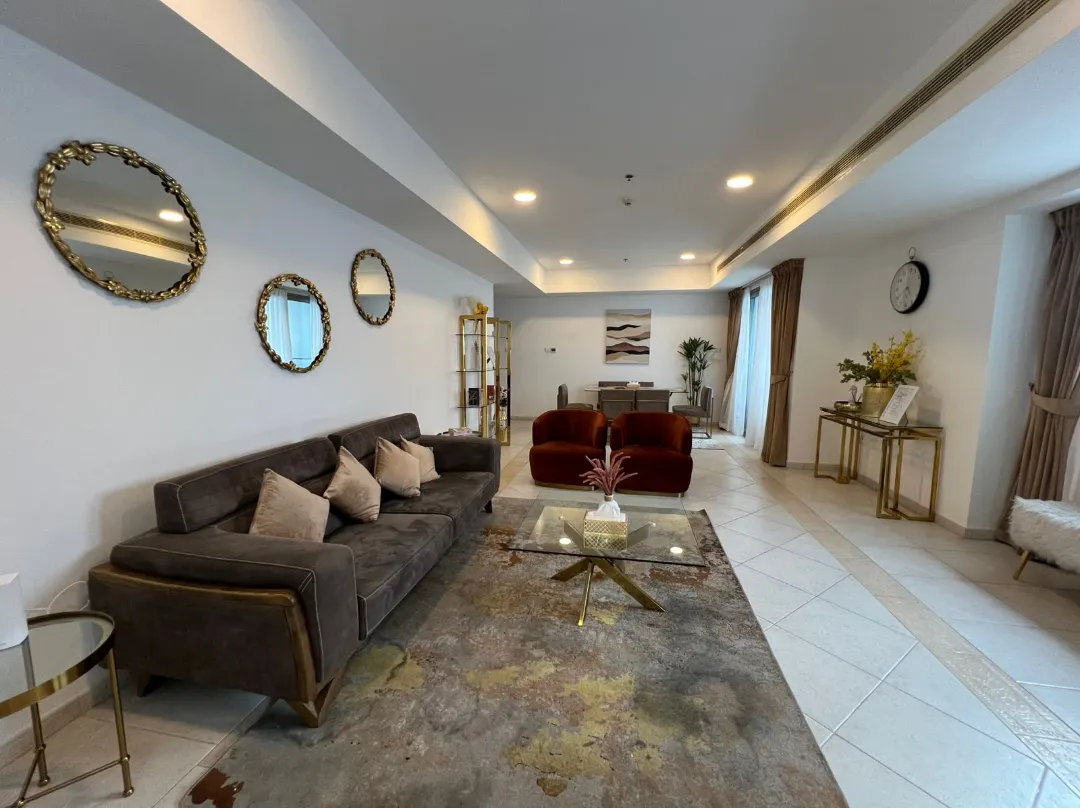 Sky-high Living: Princess Tower - Breathtaking Views - Dubai