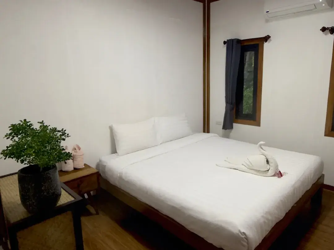 Mountain Views - Wan Chaloklum - Ko Pha Ngan