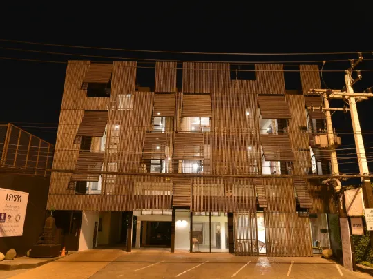 Kwans Ayutthaya - Phra Nakhon Si Ayutthaya