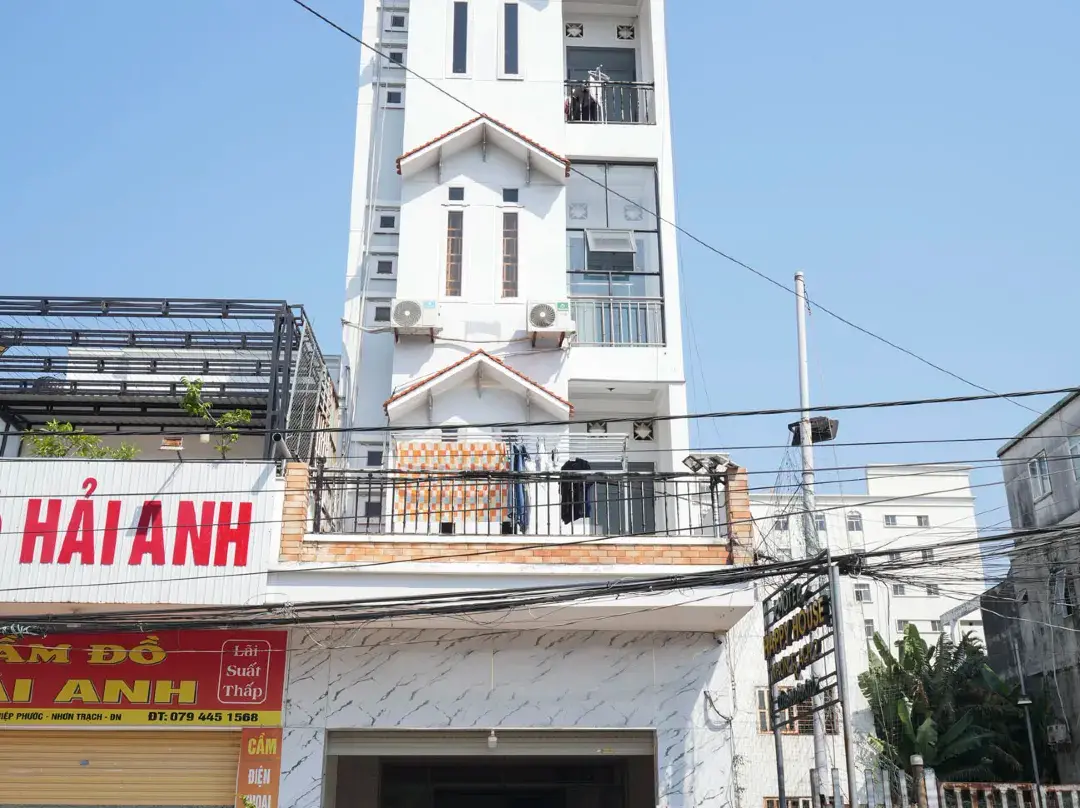 Long Nhi Motel - Ho Chi Minh City