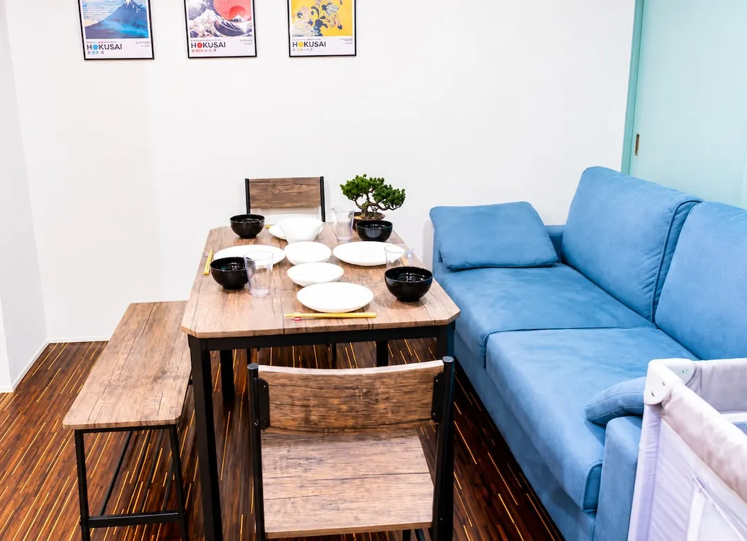 1-minute Walk To Osaka Koreatown | Dotonbori, Osaka Castle & Tsutenkaku | House Rental | 8 Guests - Osaka