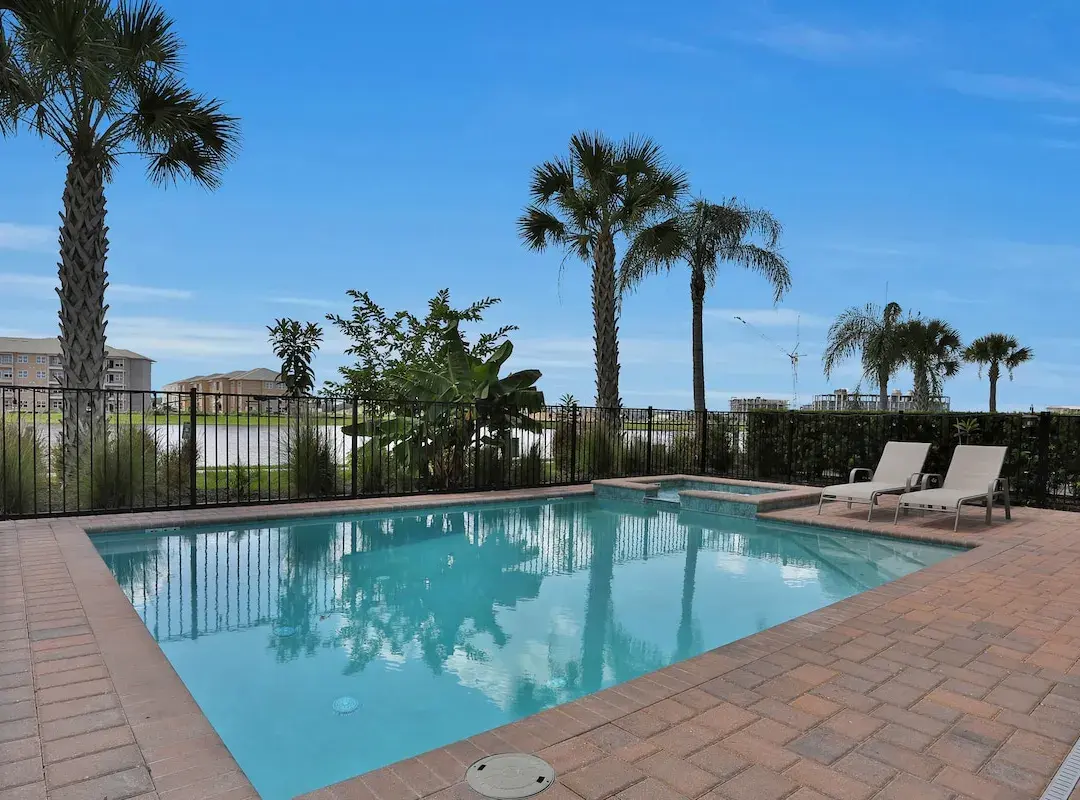 Margaritaville 7br | Heated Pool | Lake Sunsets - Four Corners, FL
