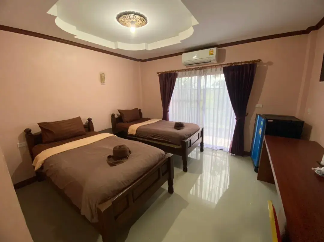 Sukhothai Grand Hotel And Landmark - Thani