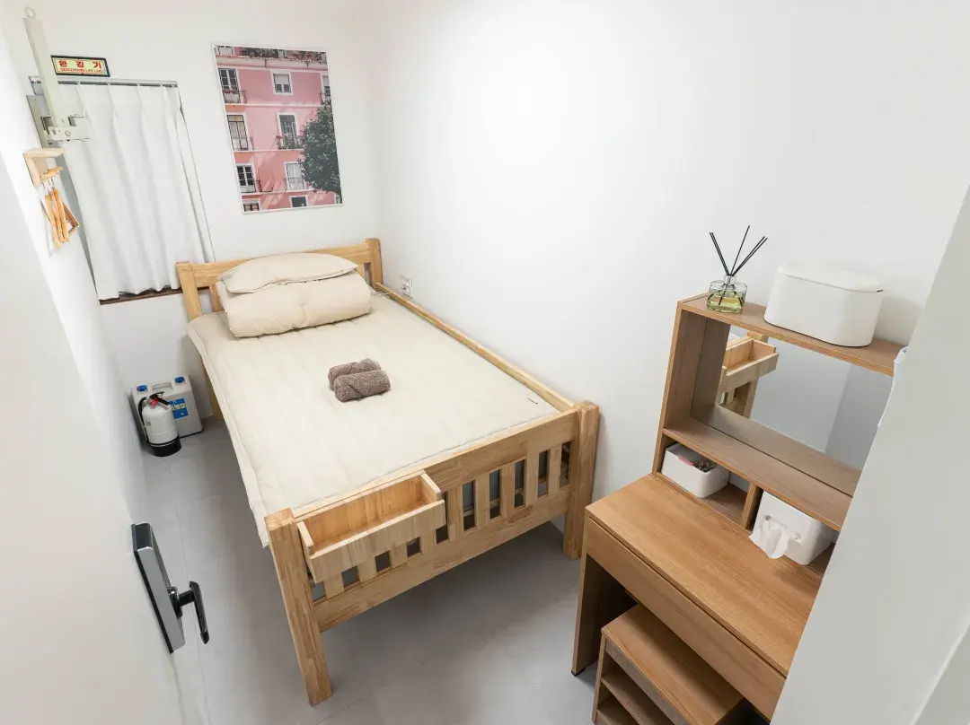 Busan Guesthouse, Nomad Inn Seomyeon - Busan