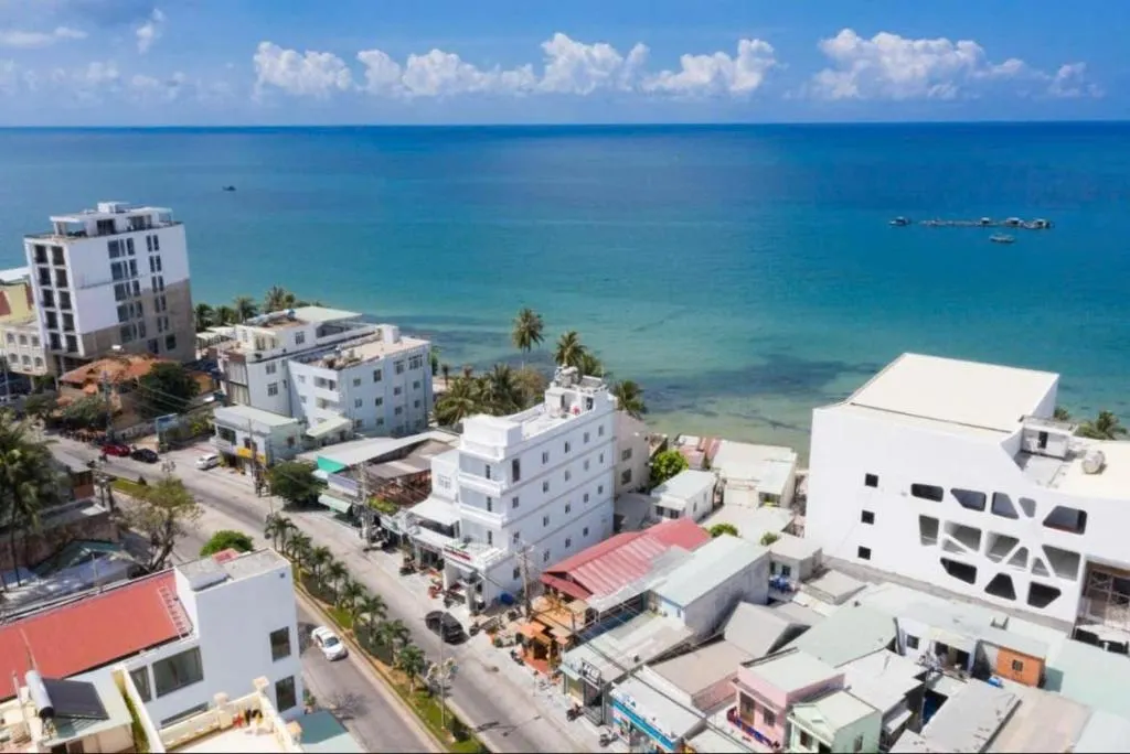 Cherry Bean Hotel Night Market - Phú Quốc