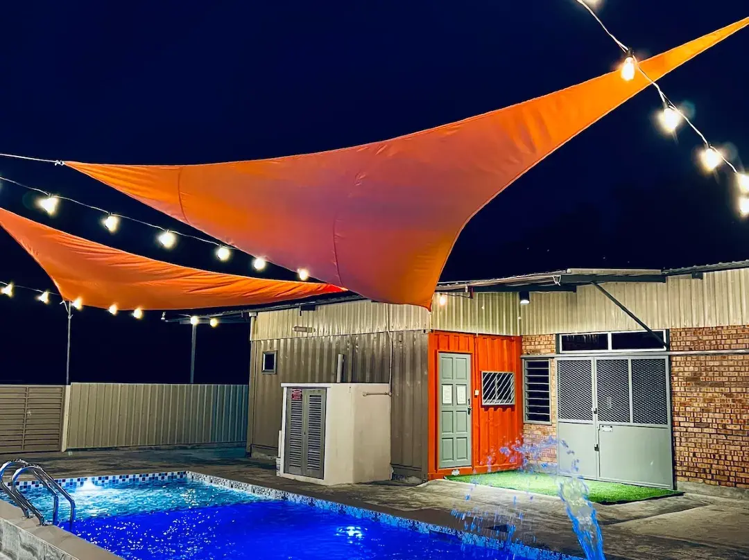 The Rina Homestay• Private Pool • Karaoke • Bbq - Si Rusa