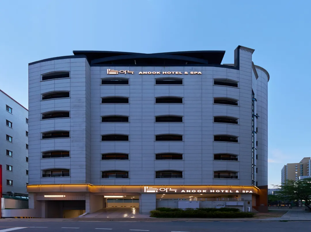 Anook Hotel & Spa Ilsan Tanhyeon - Paju-si