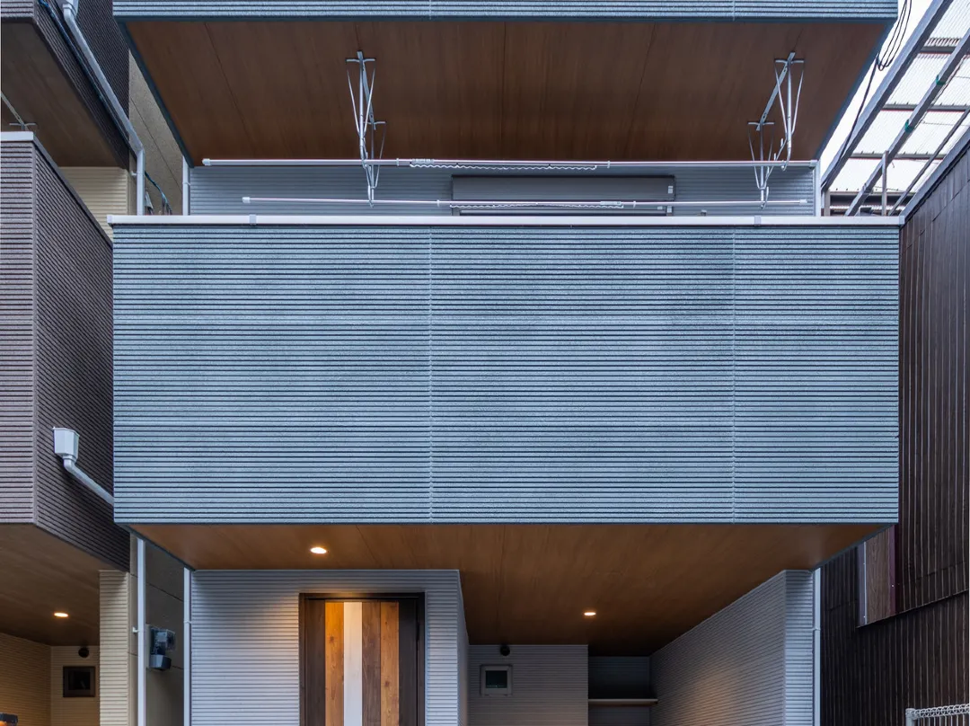 Go Fine Tengachaya Gray | 5 Minutes Direct By Train To Shinsekai And Tsutenkaku - Osaka, Japan