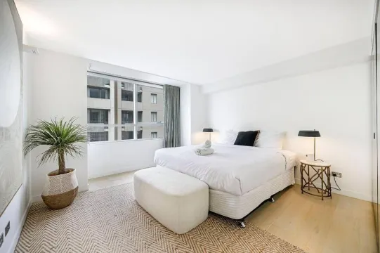 Beach Front Urban 2 Bedrooms - Bondi Beach