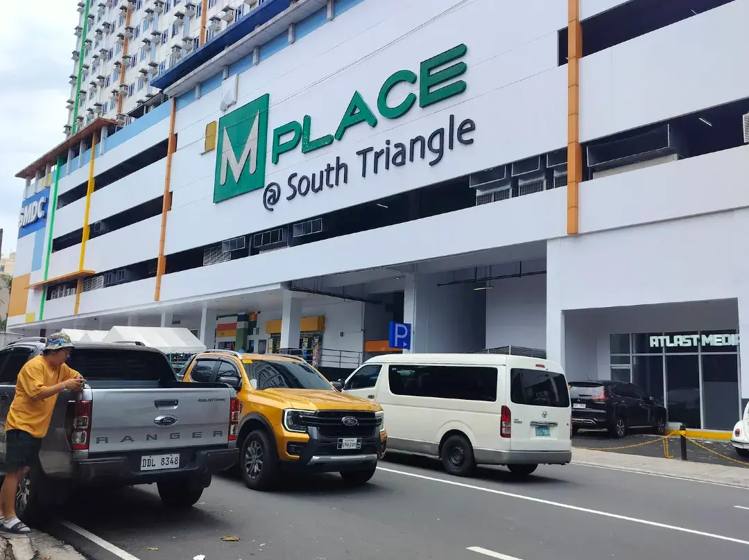Mplace @ South Triangle 5th Floor Tower A - Manila