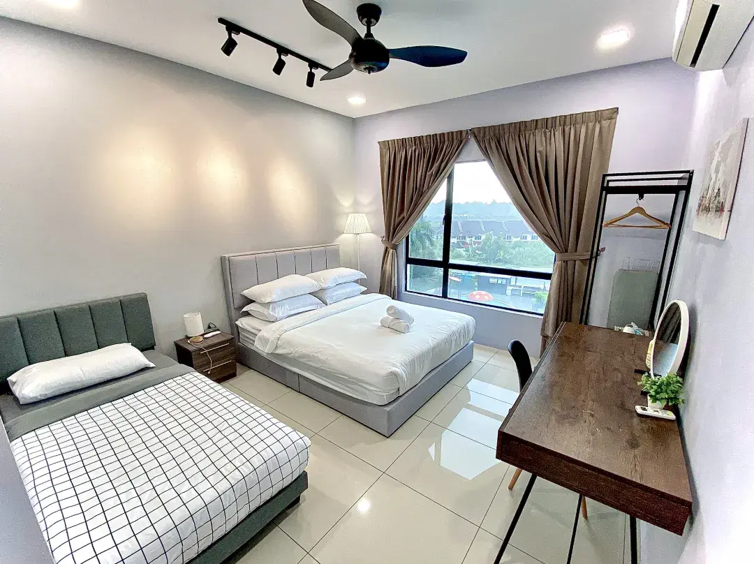 Manhattan Poolview 3bedroom Suite Netflix |  Ipoh Station18 - Ipoh