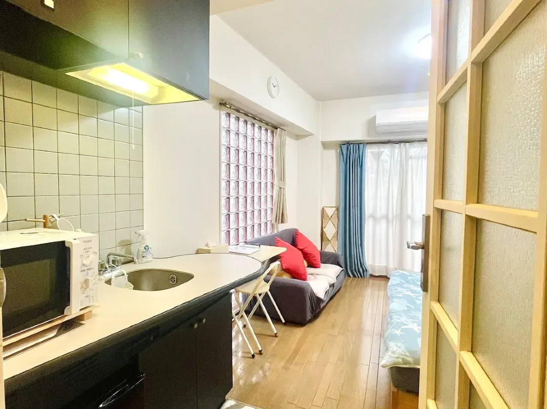 【B302】 Cozy Semi-double Room Near Kuromon, Namba & Shinsaibashi - Ōsaka