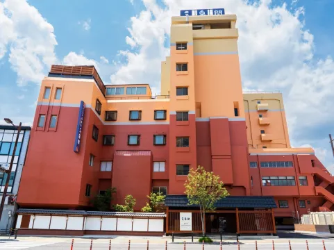 Beppu Onsen Hotel Sansenkaku - Beppu