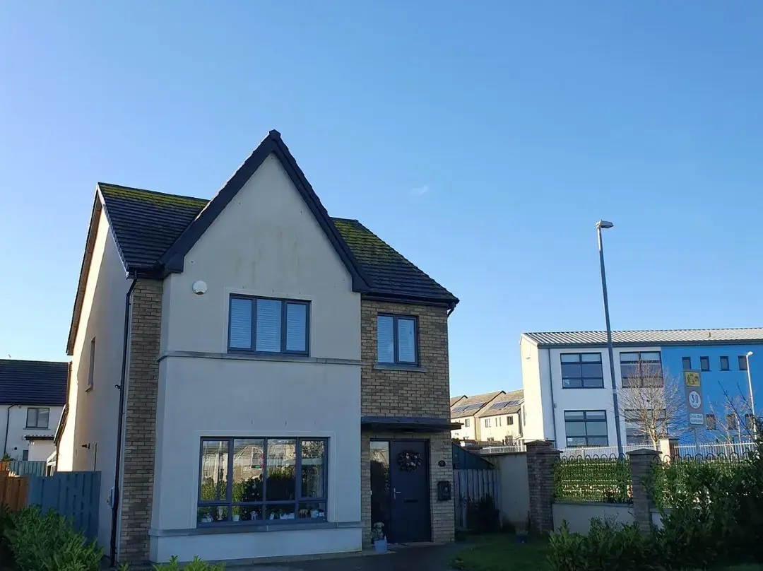 Aran Guesthouse - Kingsize Bed With Ensuite - Balbriggan