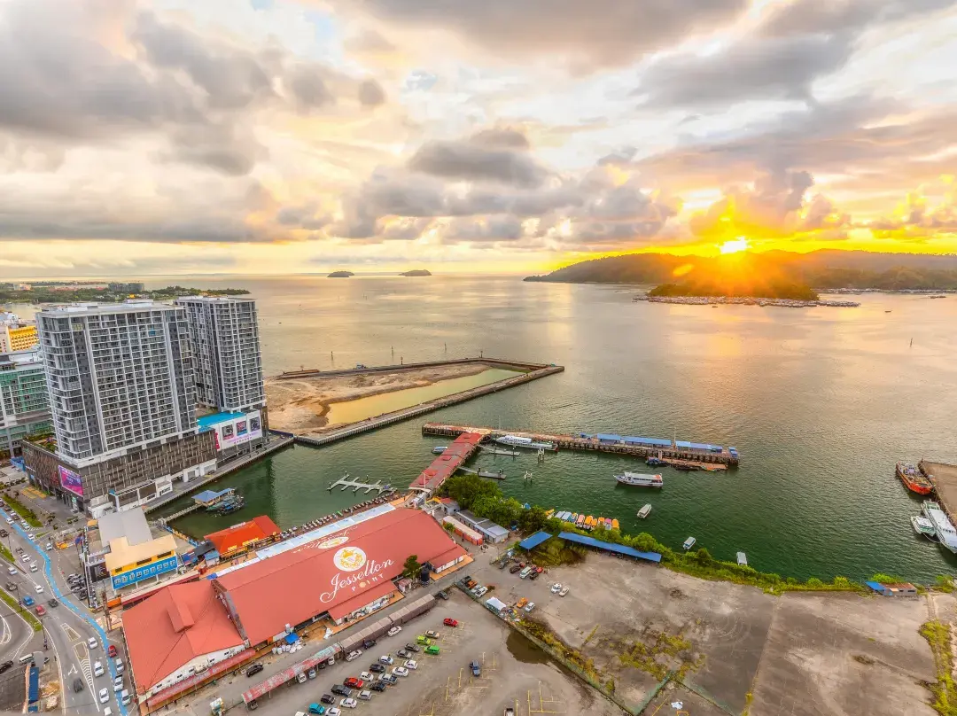 Seaview Suites At Jesselton Quay Kota Kinabalu - Kota Kinabalu