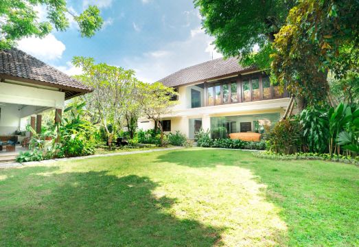 The Asraya Villa Sanur by Nakula, Bali - 2025 Latest Prices & Deals ...