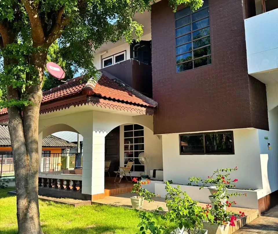 Chiangmai April - Chiang Mai