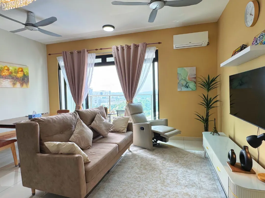 Putrajaya Setia Seraya Comfort Pool View Suite - Putrajaya