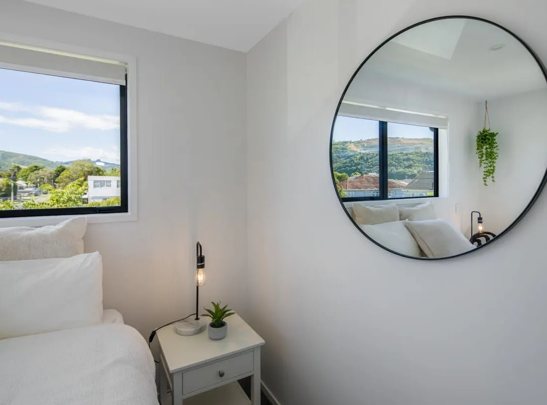 Your Home For Night Or A Month! - Lower Hutt