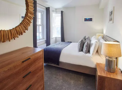 Host & Stay | The Old Sweet Shop - 휘트비