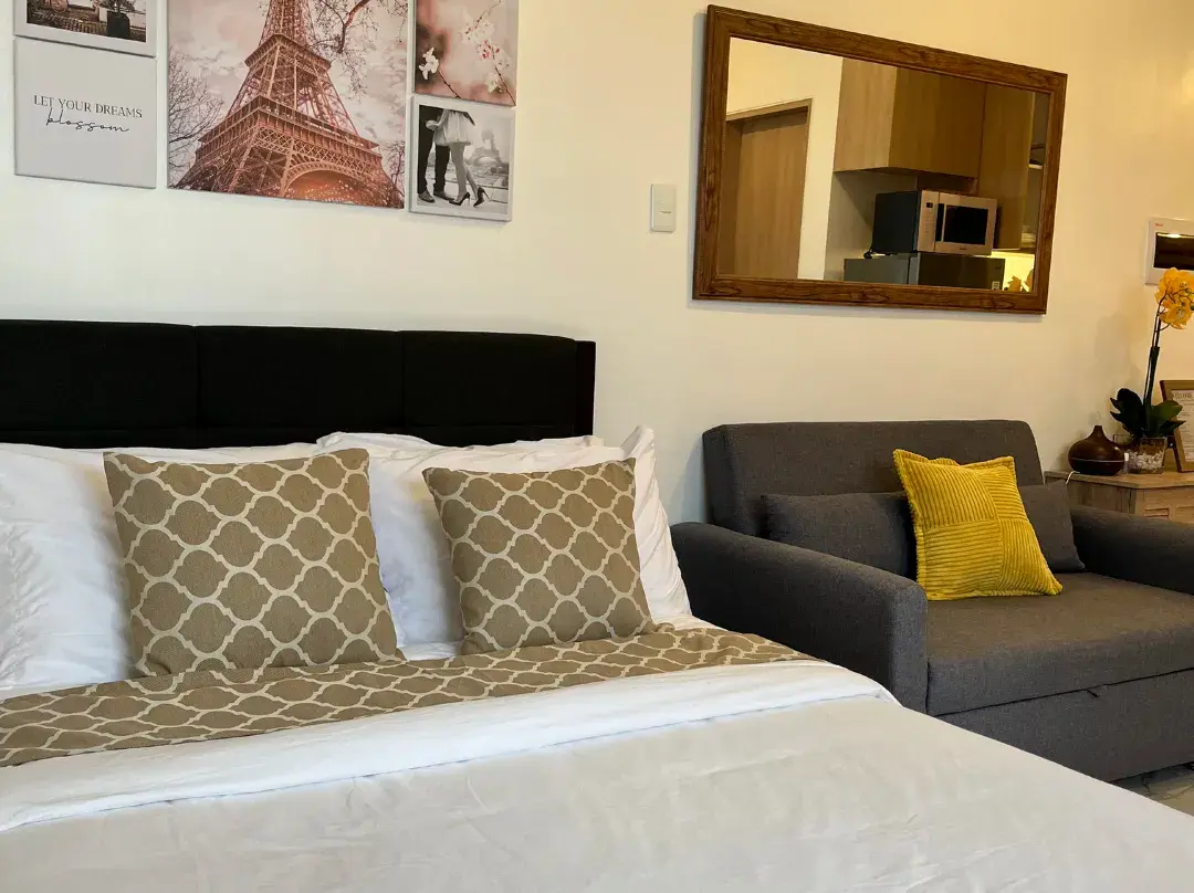 Luxee Haven Airbnb - Quezon City