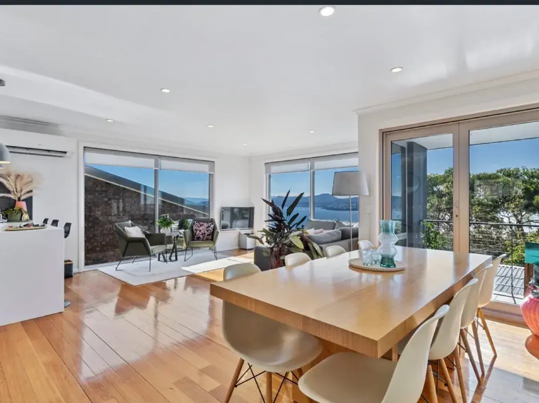 Nicolas Escape Panoramic Views Luxury And Space - Hobart
