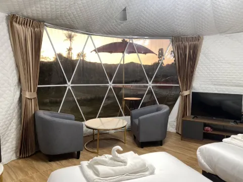 The Meadow - Mae Rim