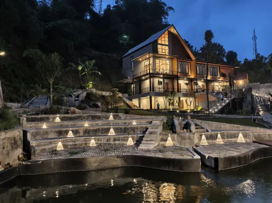 Sunriver Hotel Lembang - Bandung