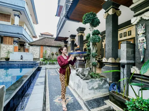 Soka Suarsena - Ubud