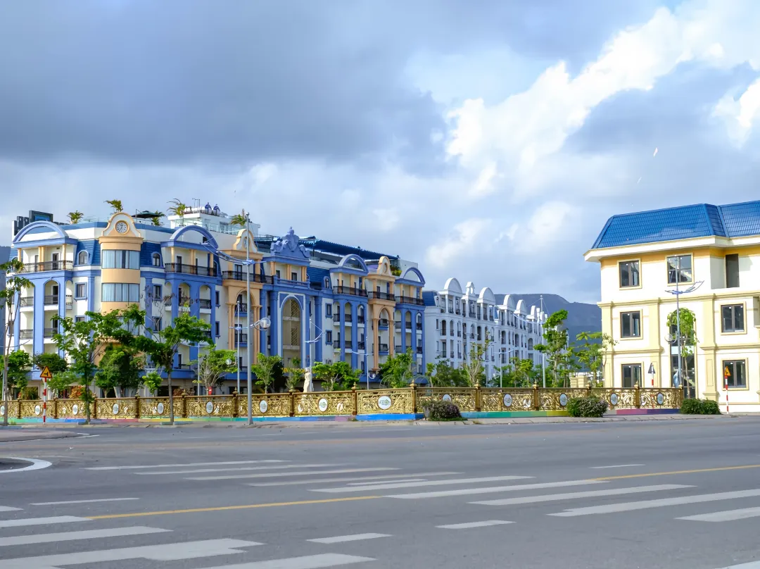 Green Dragon Boutique Hotel - Cẩm Phả