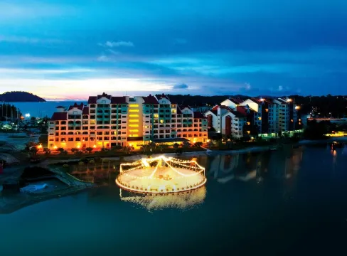 Marina Island 4pax Balcony Seaview Wi-fi Microwave - Sitiawan