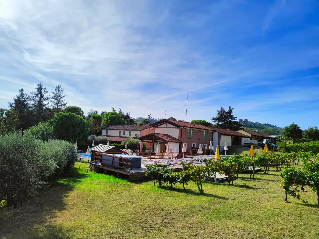 Agriturismo E Cantina La Sabbiona - Эмилия-Романья