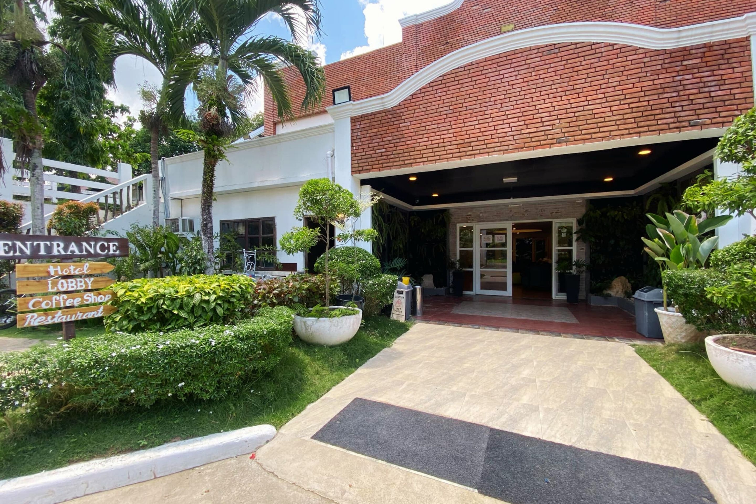 The Ranch Resort Cebu powered by Cocotel in | 2025 Updated prices ...