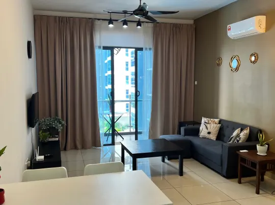 Happy Home @ Atlantis Residences [Pool View] - Malacca