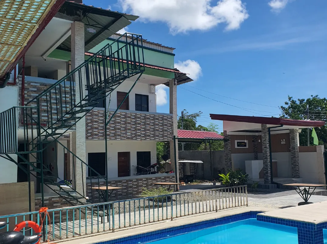 Aosmec Pool Camp Hotel - Lapu-Lapu City