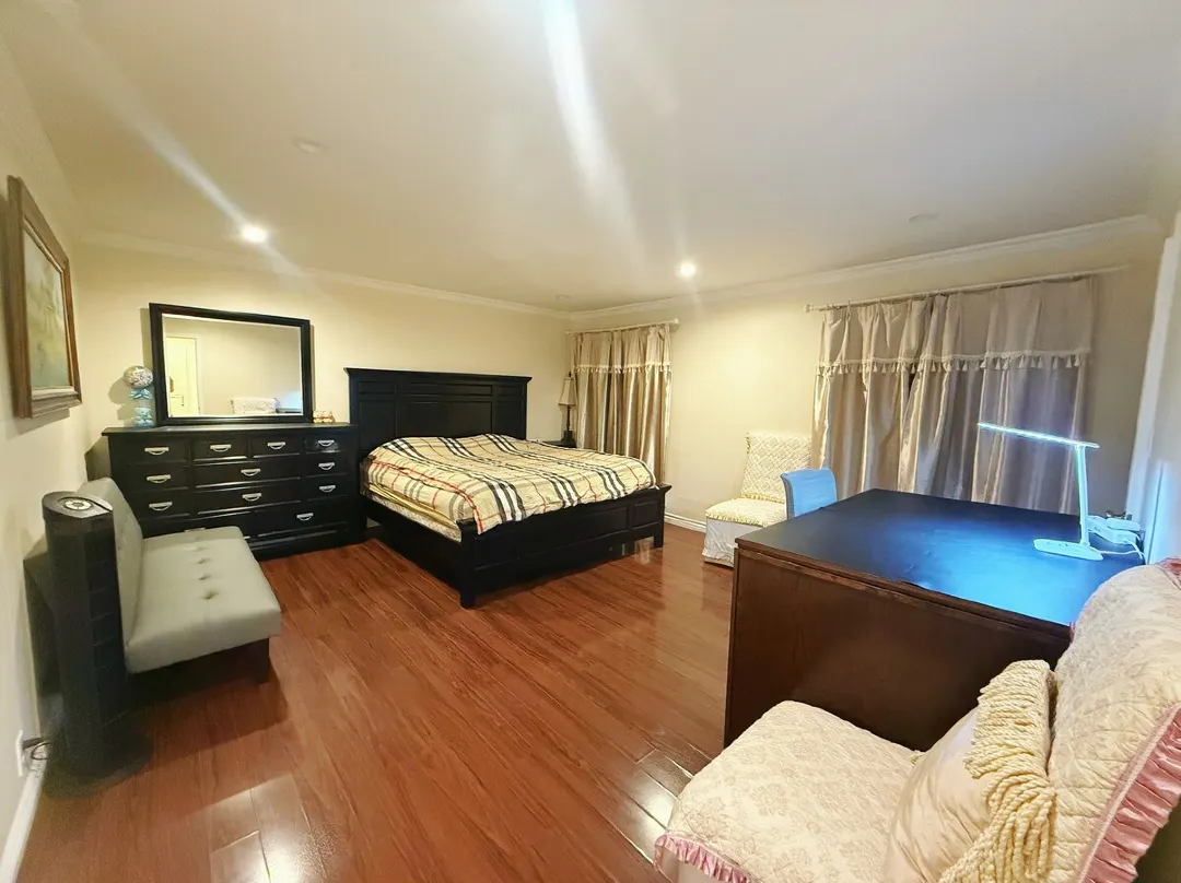 Monterey Park Master Suite | Private Bath | Free Parking - Montebello, CA